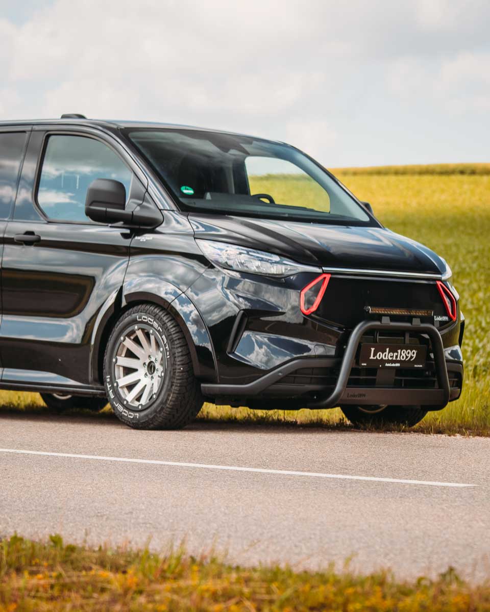 Elegantes Ford Tourneo Custom 4x4 Preis Bilder