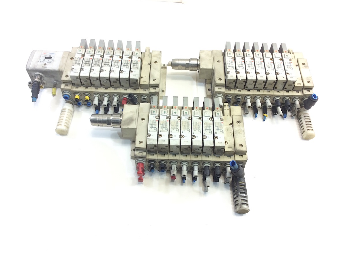 3x SMC Ventielinsel mit div. z.B. SV3100-5FU-T-C8, Druckluftverteiler