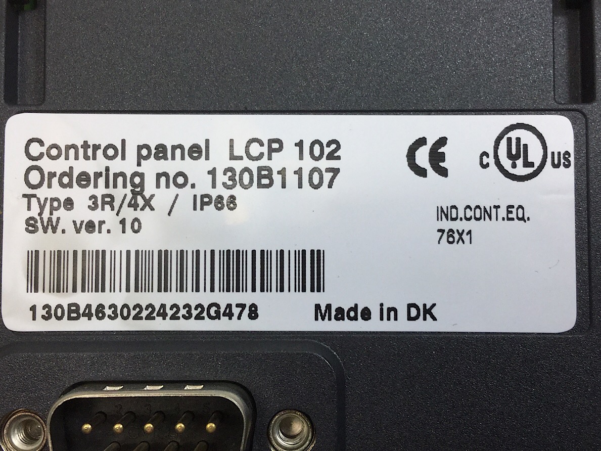 Danfoss VLT FC-302P7K5T5E20H1 Frequenzumrichter, LCP 102 Control Panel
