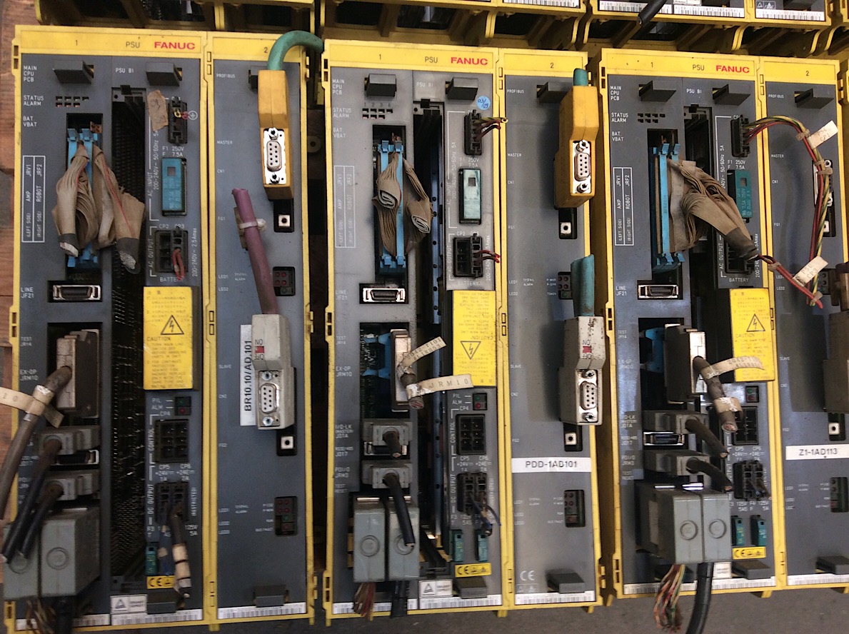 9er Set Fanuc PSU mit 3 Modulen: 1x Main CPU, 1x PSU BI, 1x Profibus