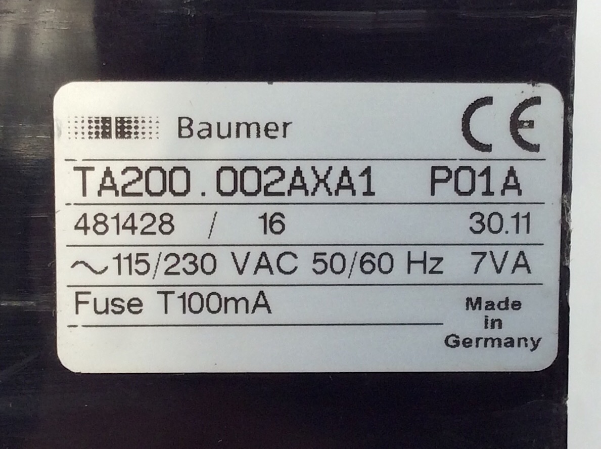 2x Baumer TA200.002AXA1 P01A Digitaler Tachometer Zähler ~115/230VAC 50 ...