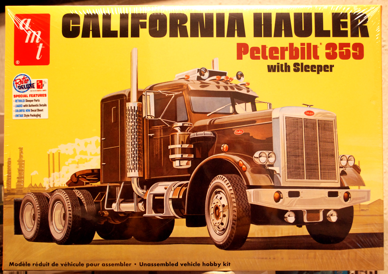 AMT 1327 Peterbilt 359 California Hauler w. Sleeper 1:25 wieder neu ...