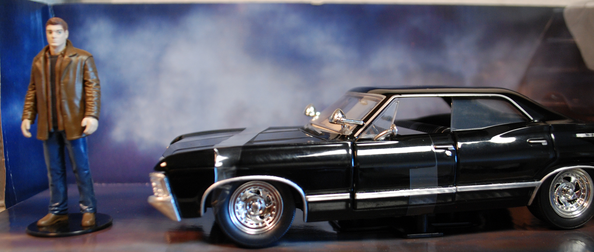 1967 Chevrolet Impala Sport Sedan Supernatural w. Dean Winchester 1:24 ...