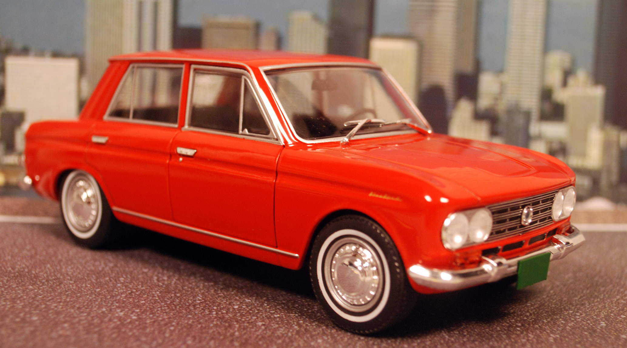 1964 Datsun 410 Bluebird 1:24 Fabbri / White Box / Hachette